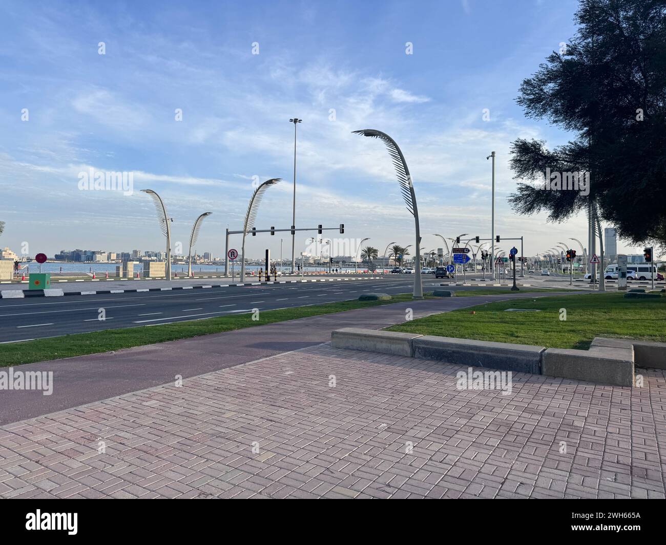 Corniche road hi-res stock photography and images - Alamy