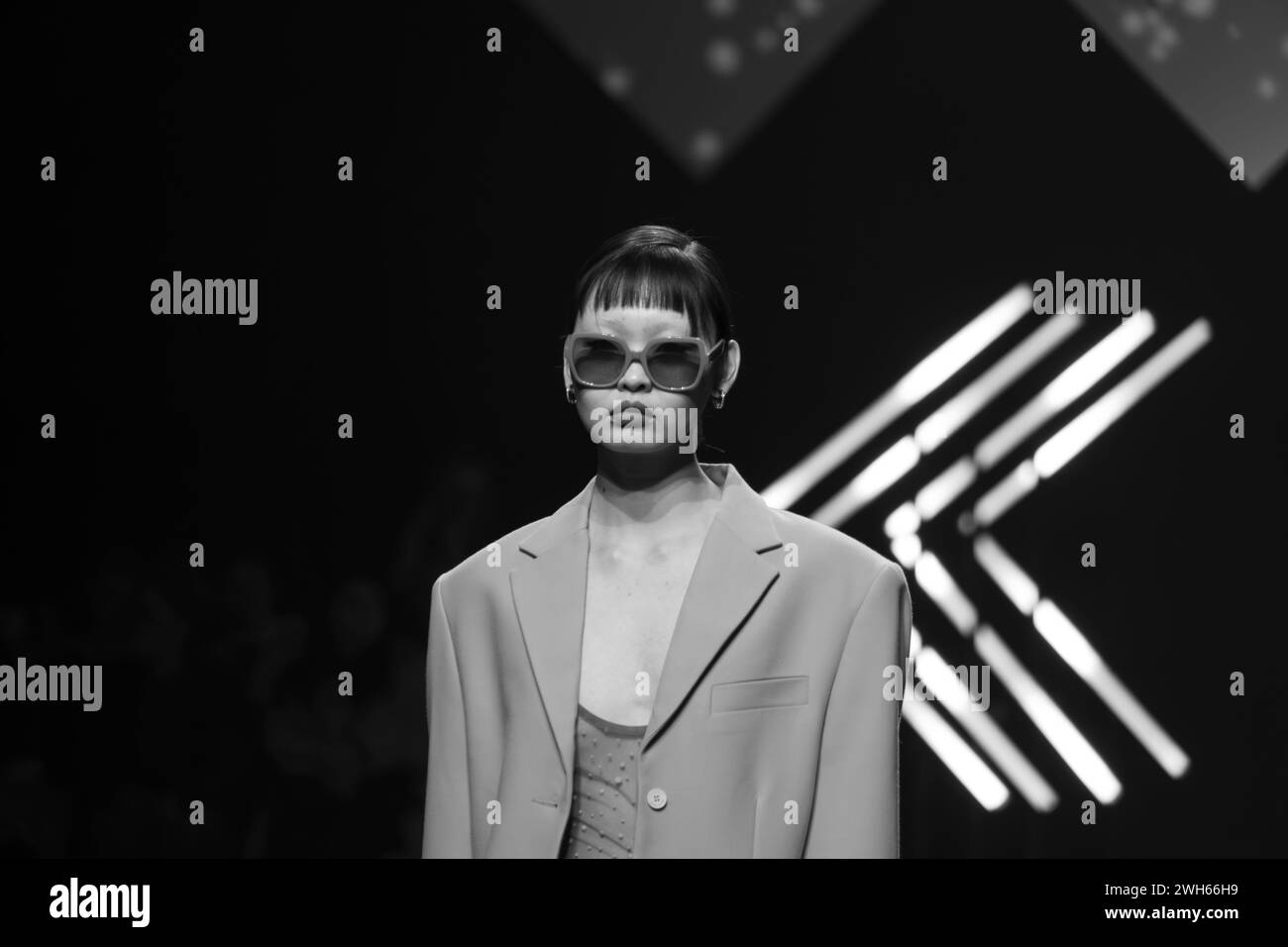 2024 fashion show Black and White Stock Photos & Images - Alamy