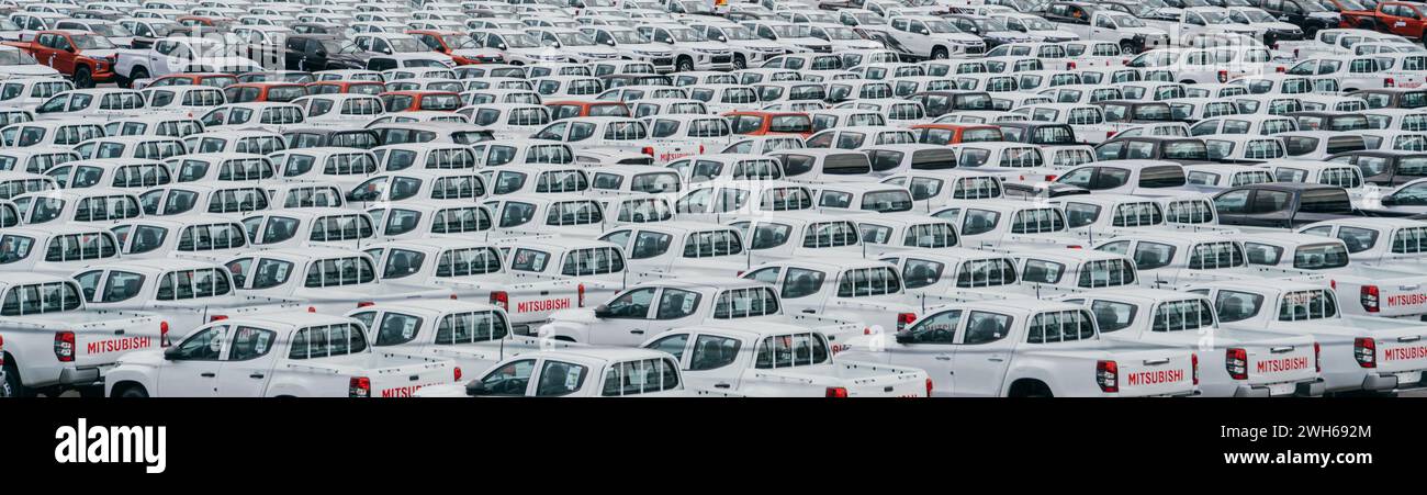 Witness the seamless parking and transportation of new hatchbacks from ...