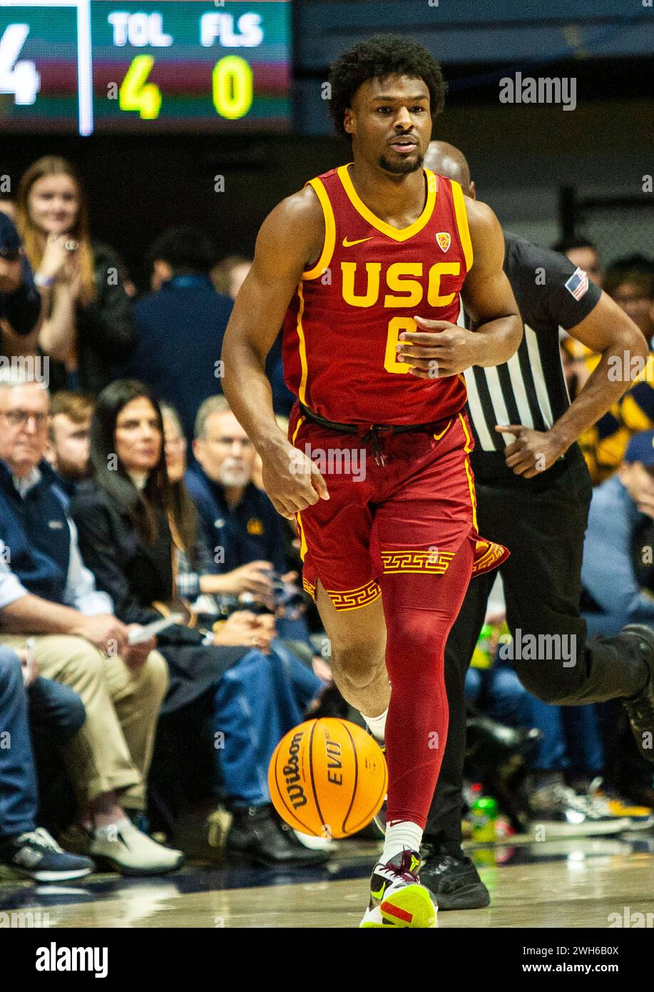 Bronny james usc trojans 2024 hi-res stock photography and images - Alamy