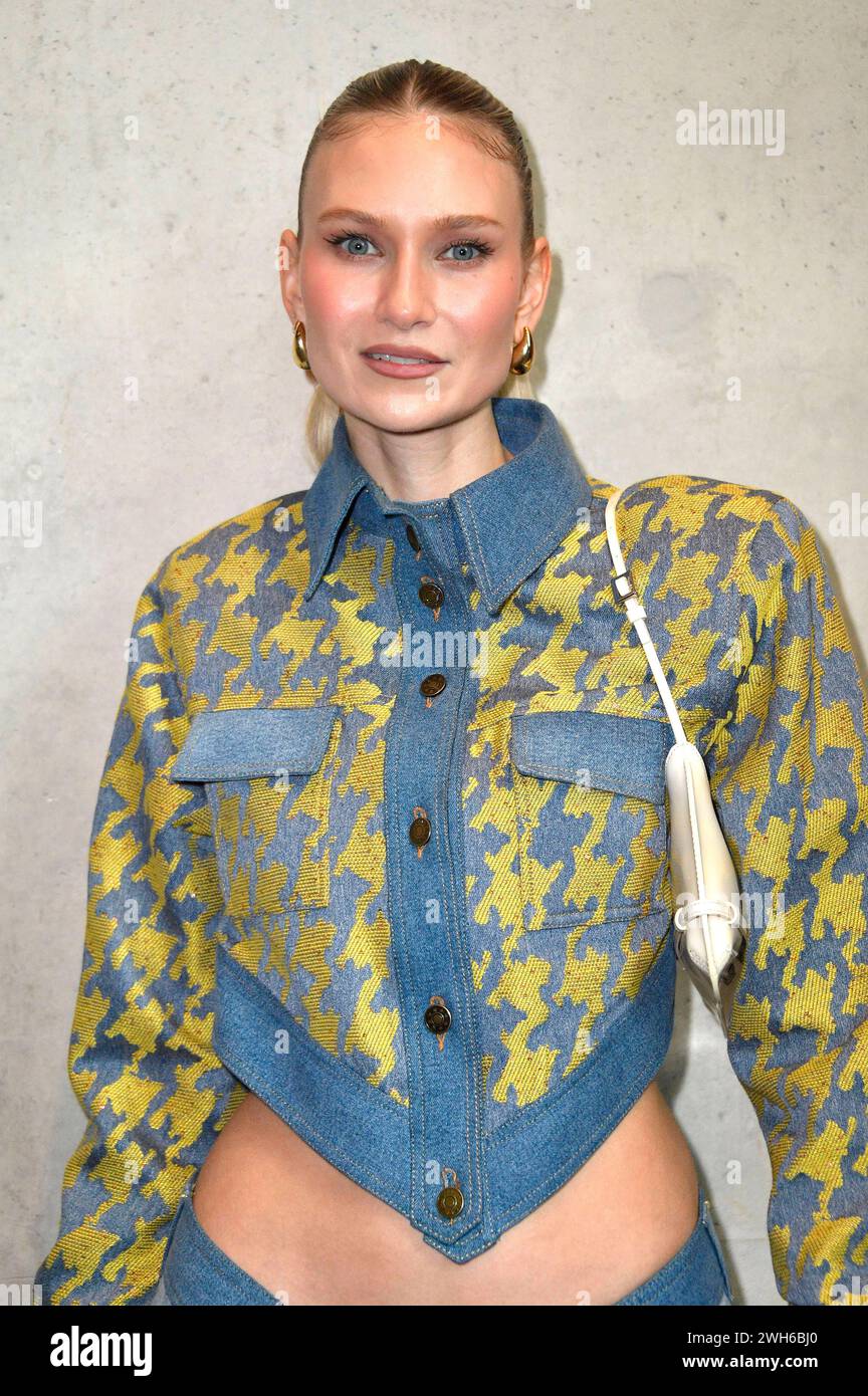 Carolin Niemczyk bei der Kilian Kerner Fashion Show auf der Berlin ...