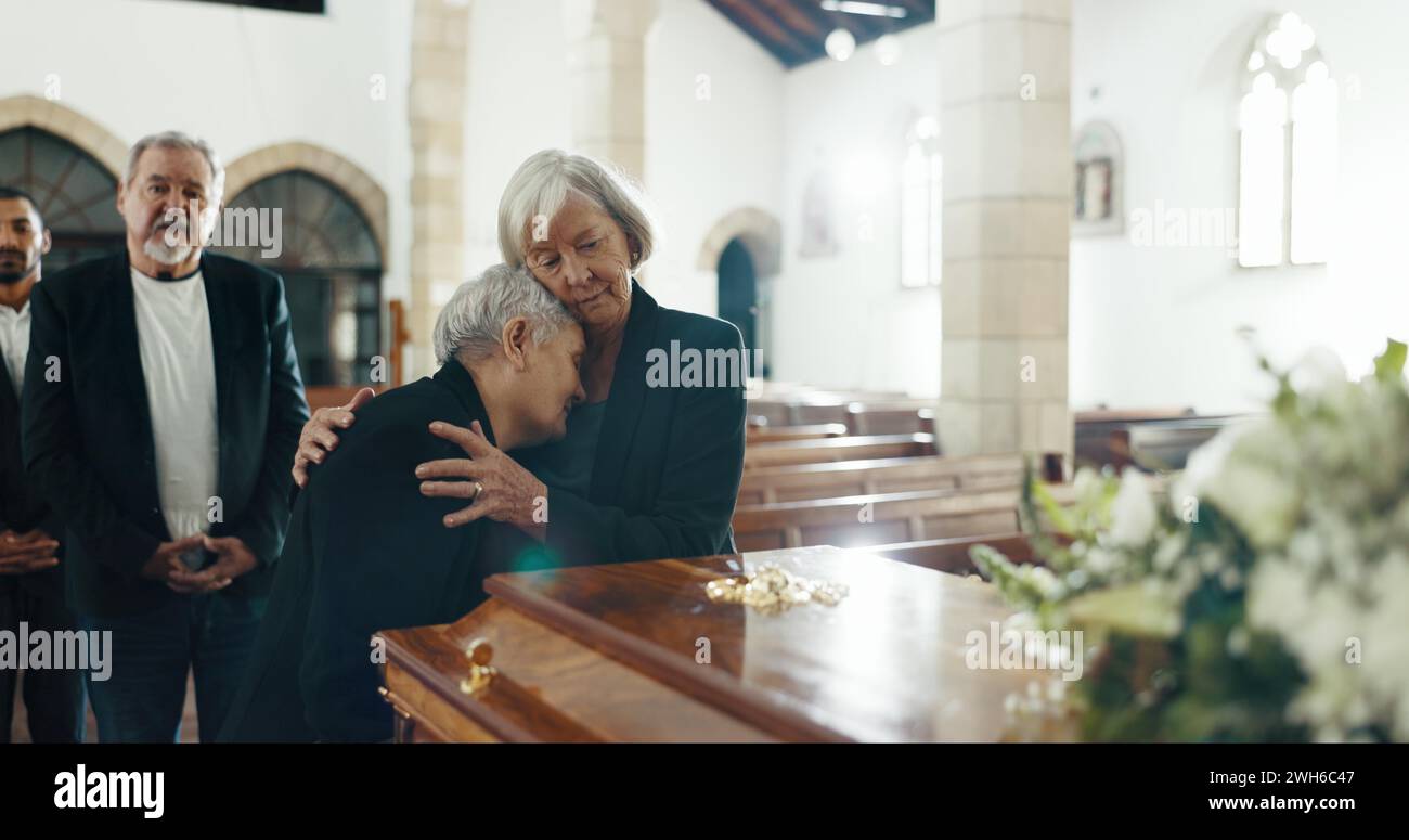 Angry women at funeral hi-res stock photography and images - Alamy