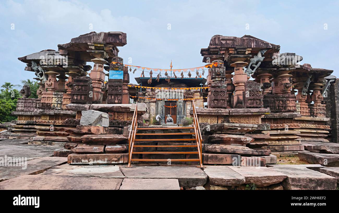 Ruin Front View Kota Gulu or Ganapeshwaralayam, Ghanpur, Warangal ...