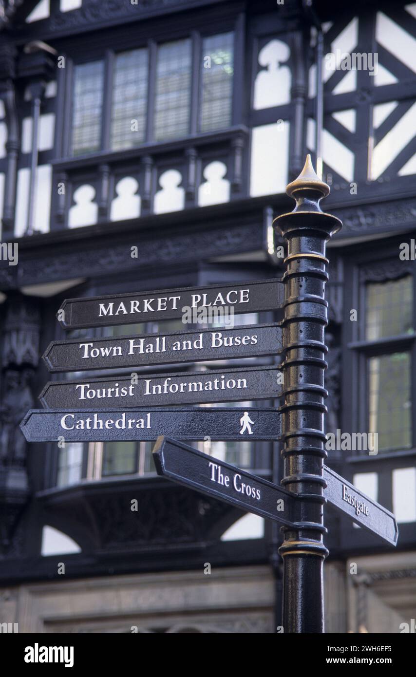 Victorian signpost hi-res stock photography and images - Alamy