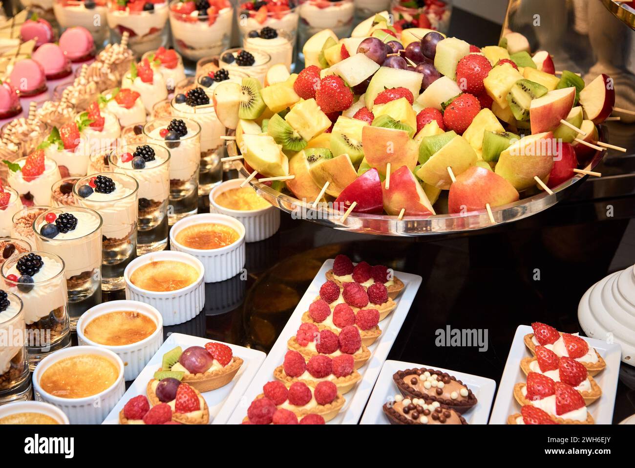 Club chocolate bar hi-res stock photography and images - Alamy