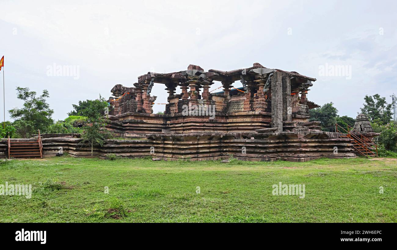 Wide View of Kota Gullu or Ganapeshwaralayam, Ghanpur, Warangal ...