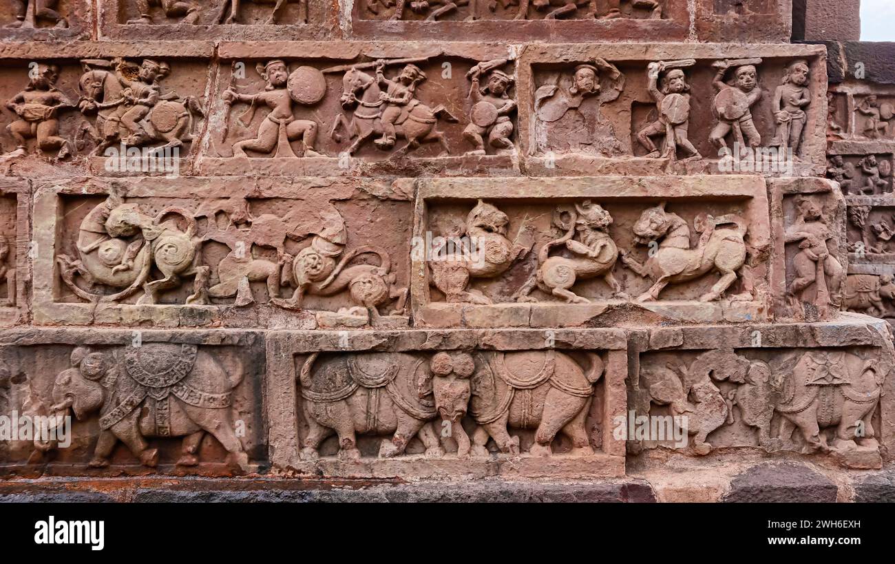 Carving Panels of Warriors, Elephants and Yali's on the Mahadeva Temple ...