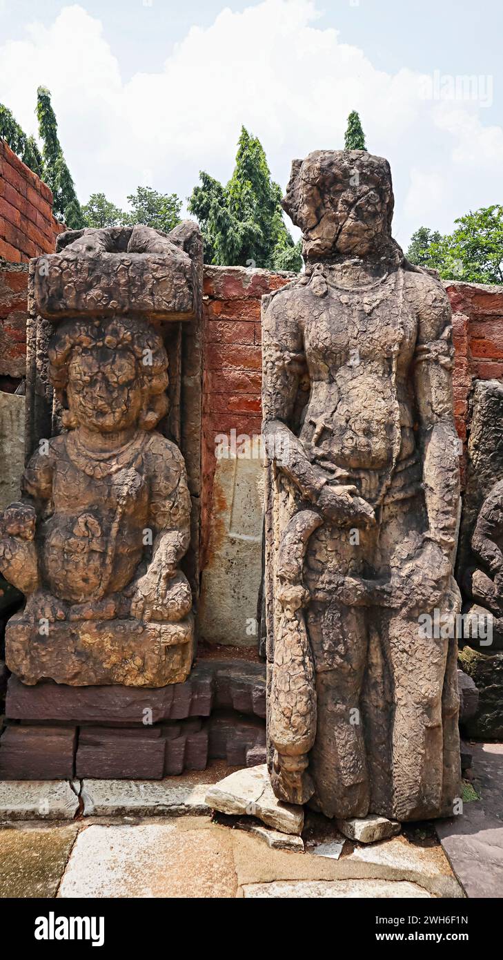 Traditional sculpture india hi-res stock photography and images - Alamy