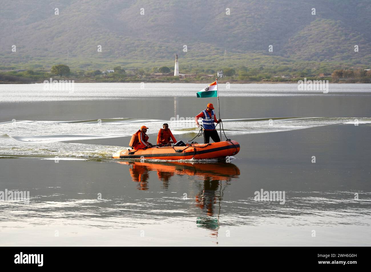 National disaster response force india hi-res stock photography and ...