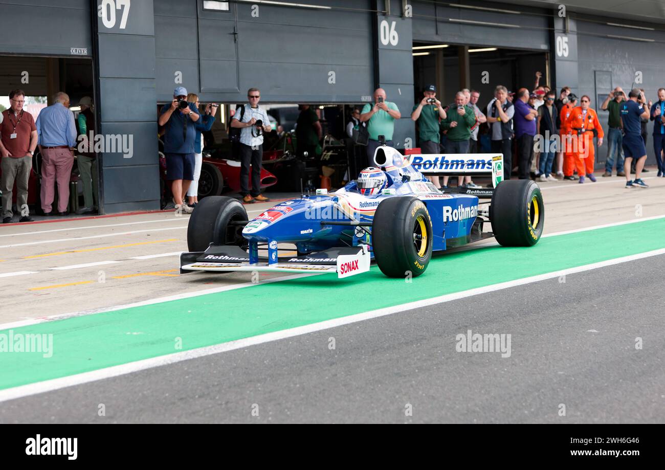 Blue and white livery hi-res stock photography and images - Alamy