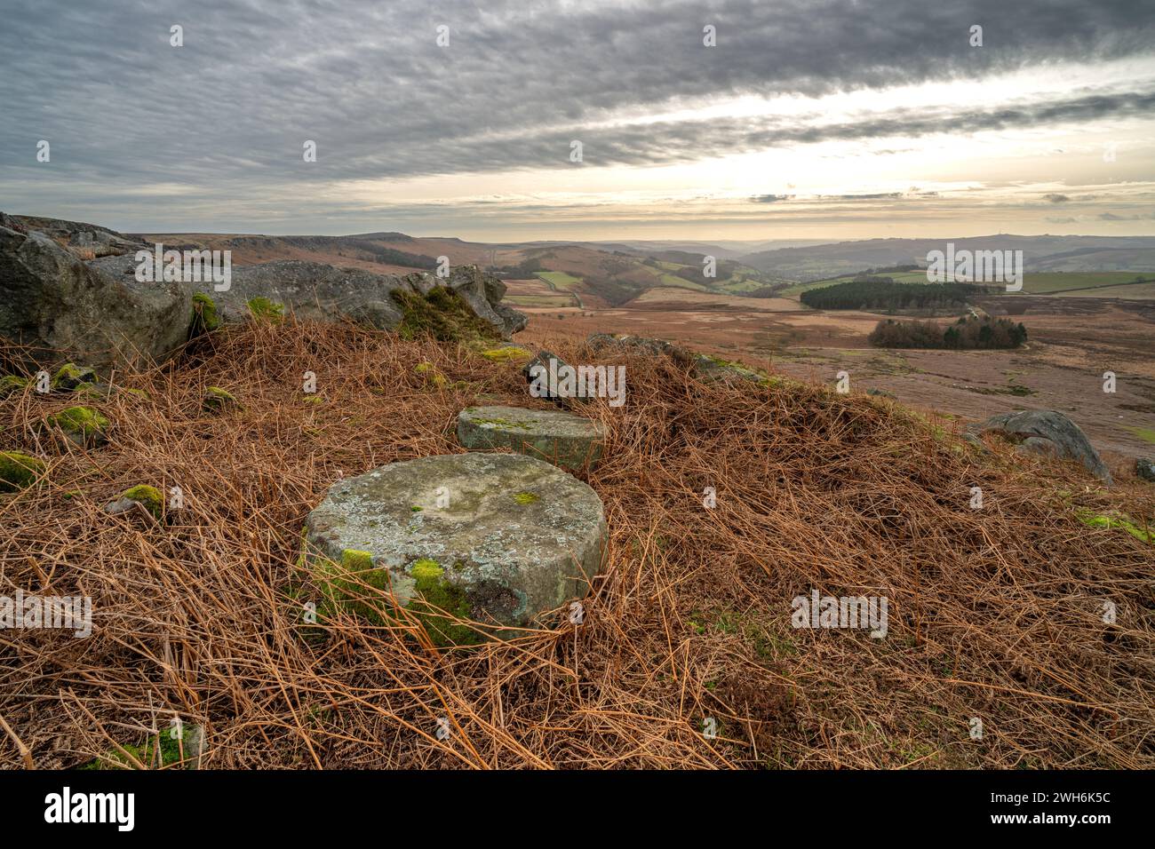 Stanage Edge millstones in the Derbyshire Peak District National Park ...