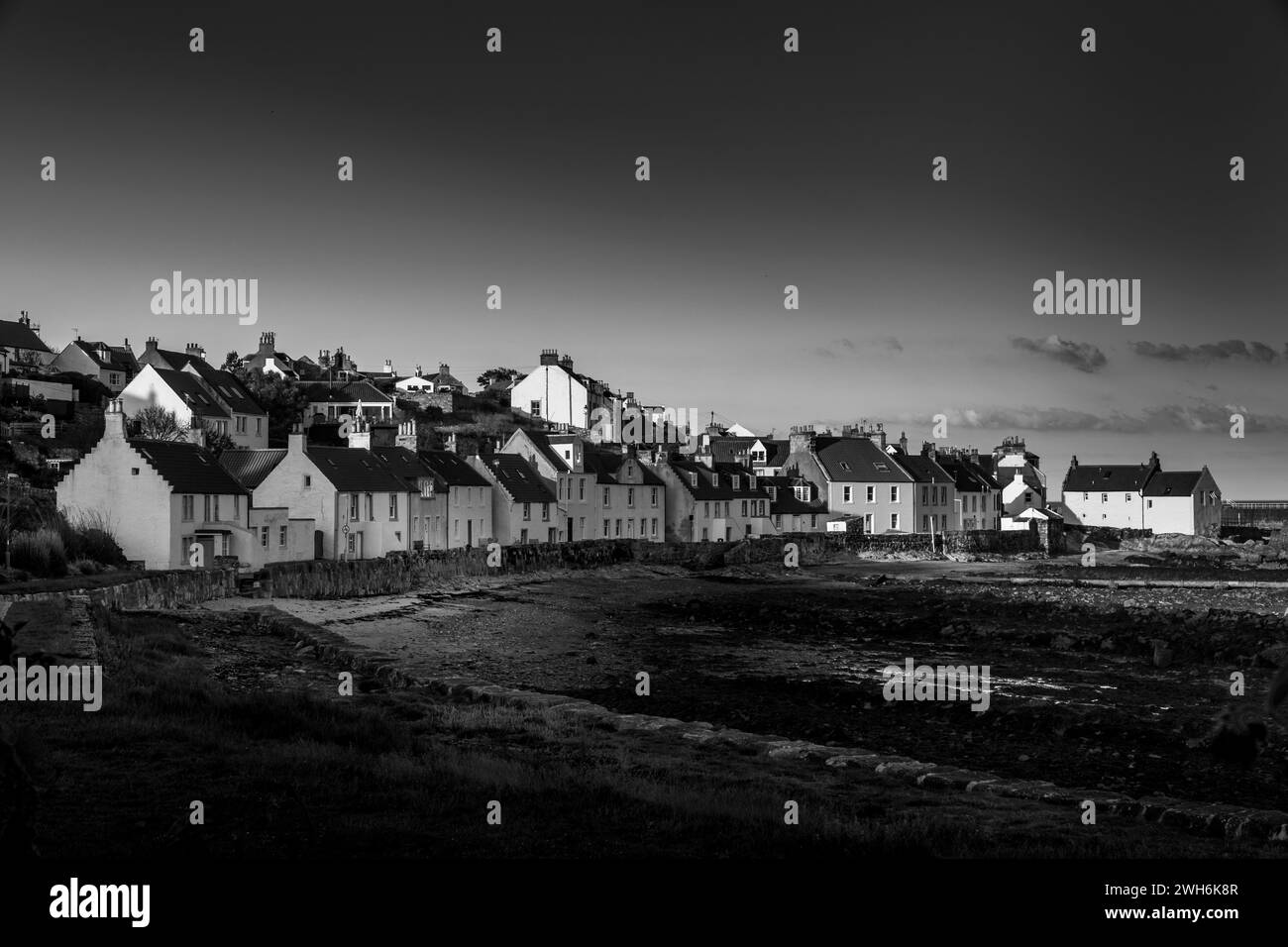 Shoreline charm hi-res stock photography and images - Alamy