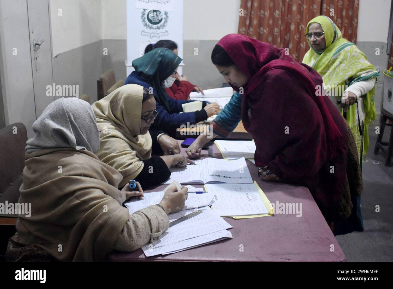 Election commission of pakistan hi-res stock photography and images - Alamy