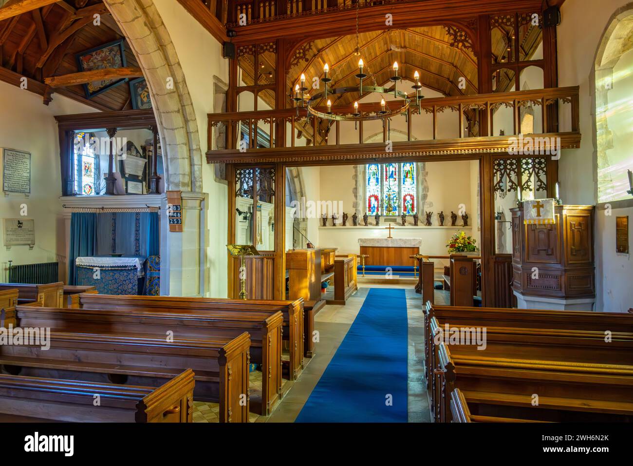 Interior of St Dunstan' Church, West Peckham Stock Photo - Alamy