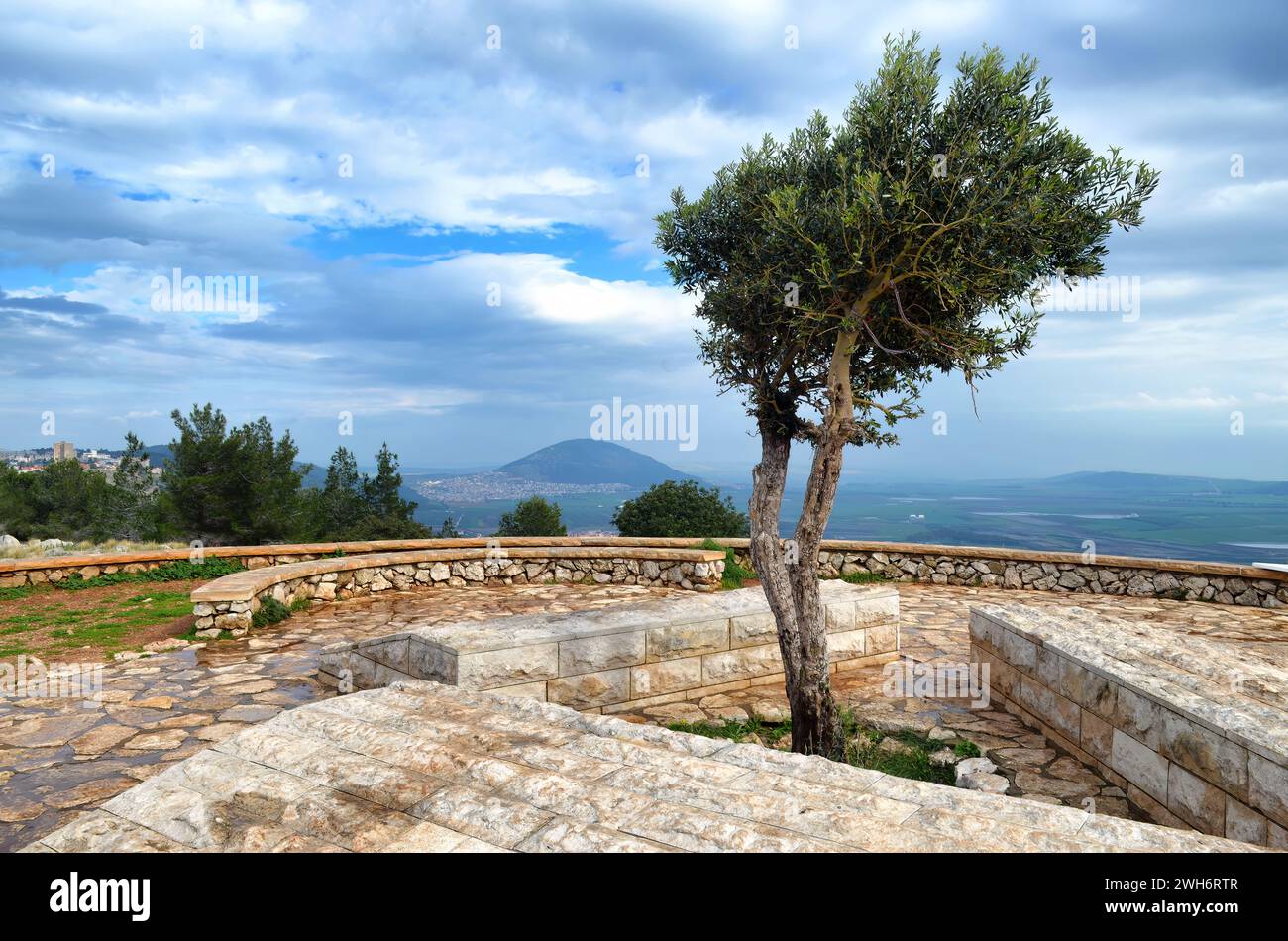 A View of Mount Tabor from Mount Precipice (Har Kedumim Stock Photo - Alamy