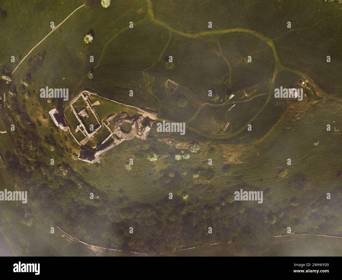 English welsh border castle hi-res stock photography and images - Alamy