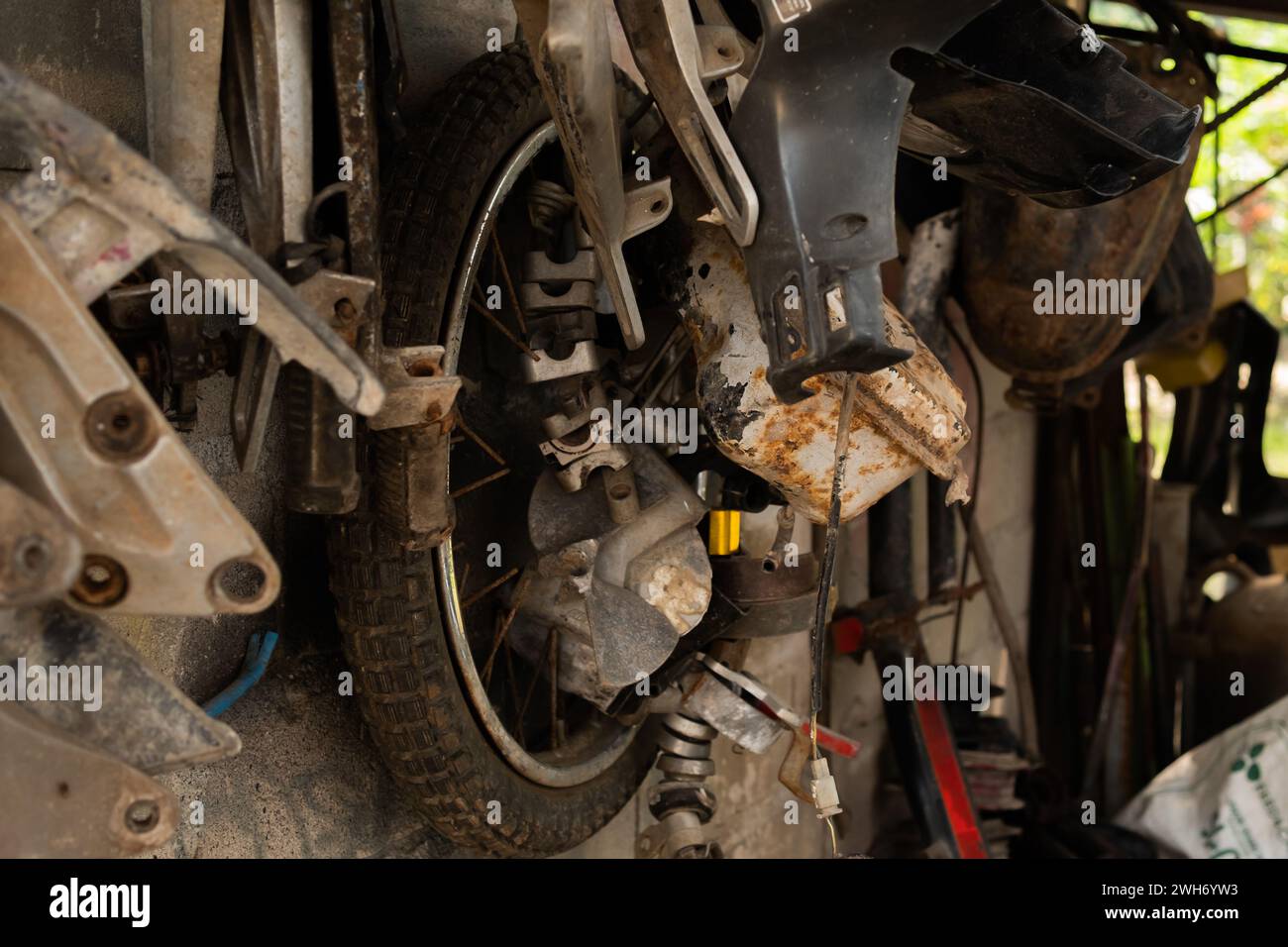 Metal transport hi-res stock photography and images - Alamy