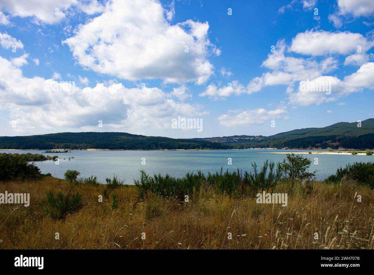 Lago Cecita Sila, Calabria Stock Photo - Alamy