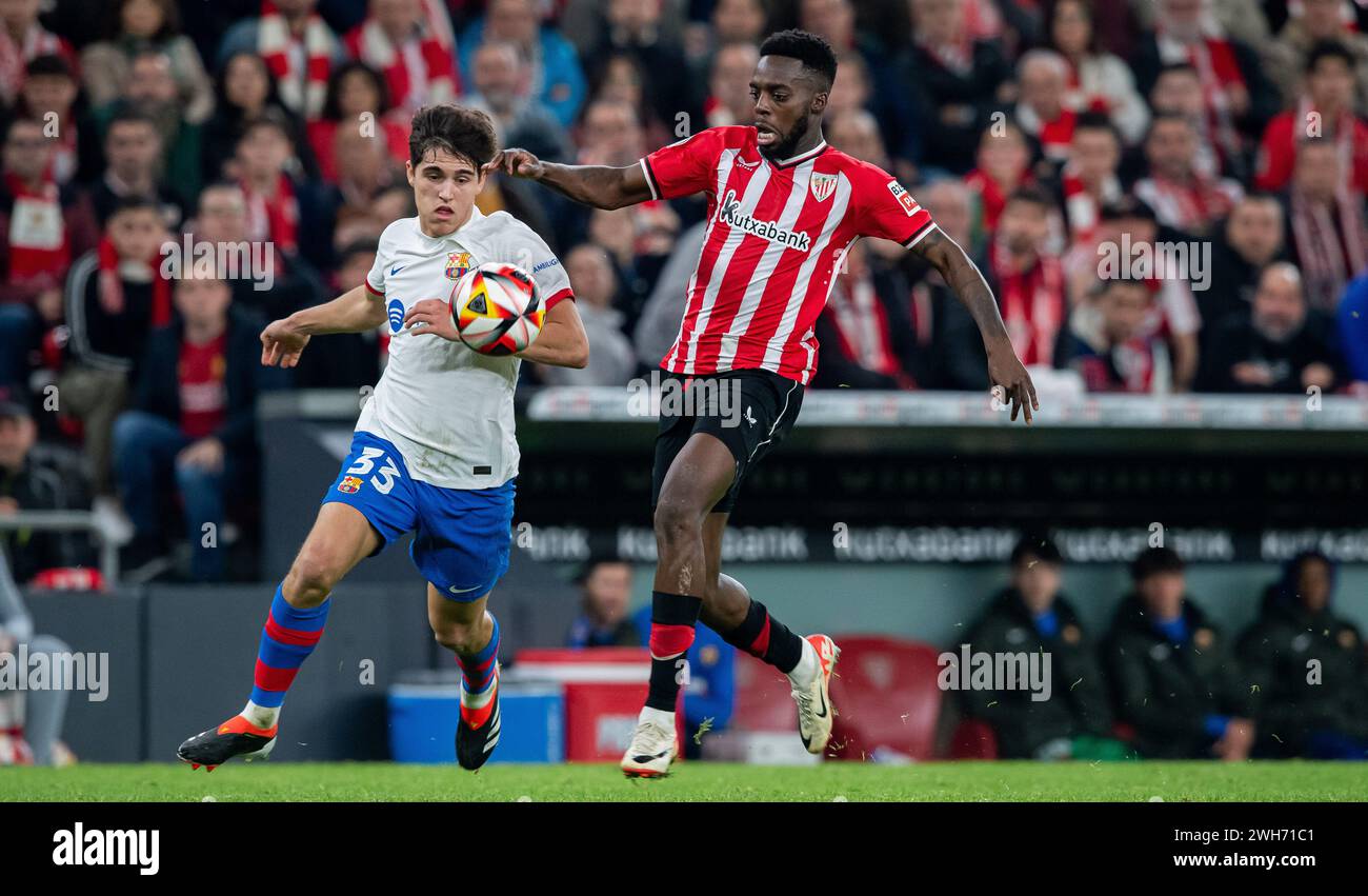 #33 Pau Cubarsi of FC Barcelona and #9 Inaki Williams in action during ...