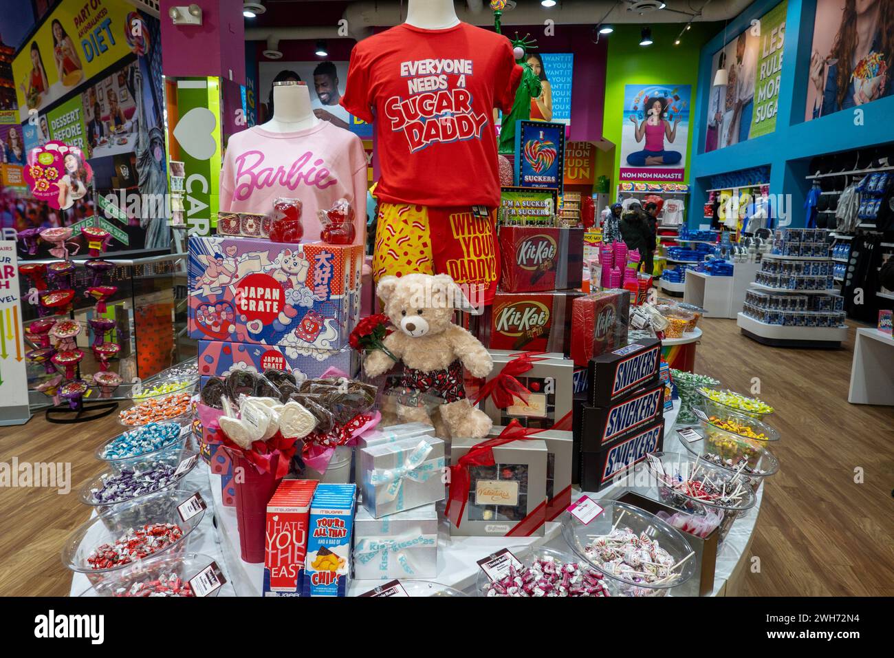IT'SUGAR Times Square is located on W. 42nd Street and sells popular ...