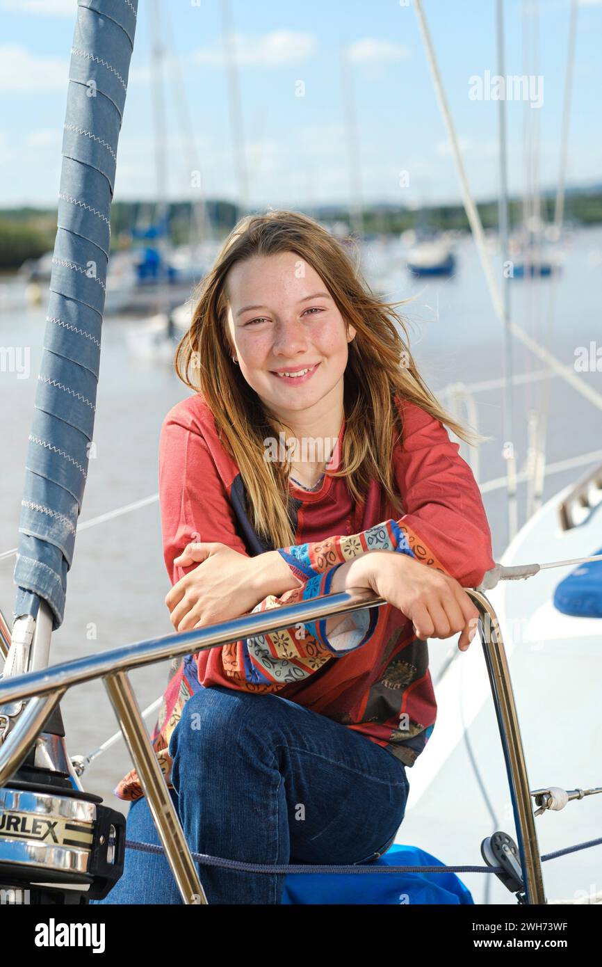 Katie McCabe aged 14 is the youngest person to sail single-handedly ...