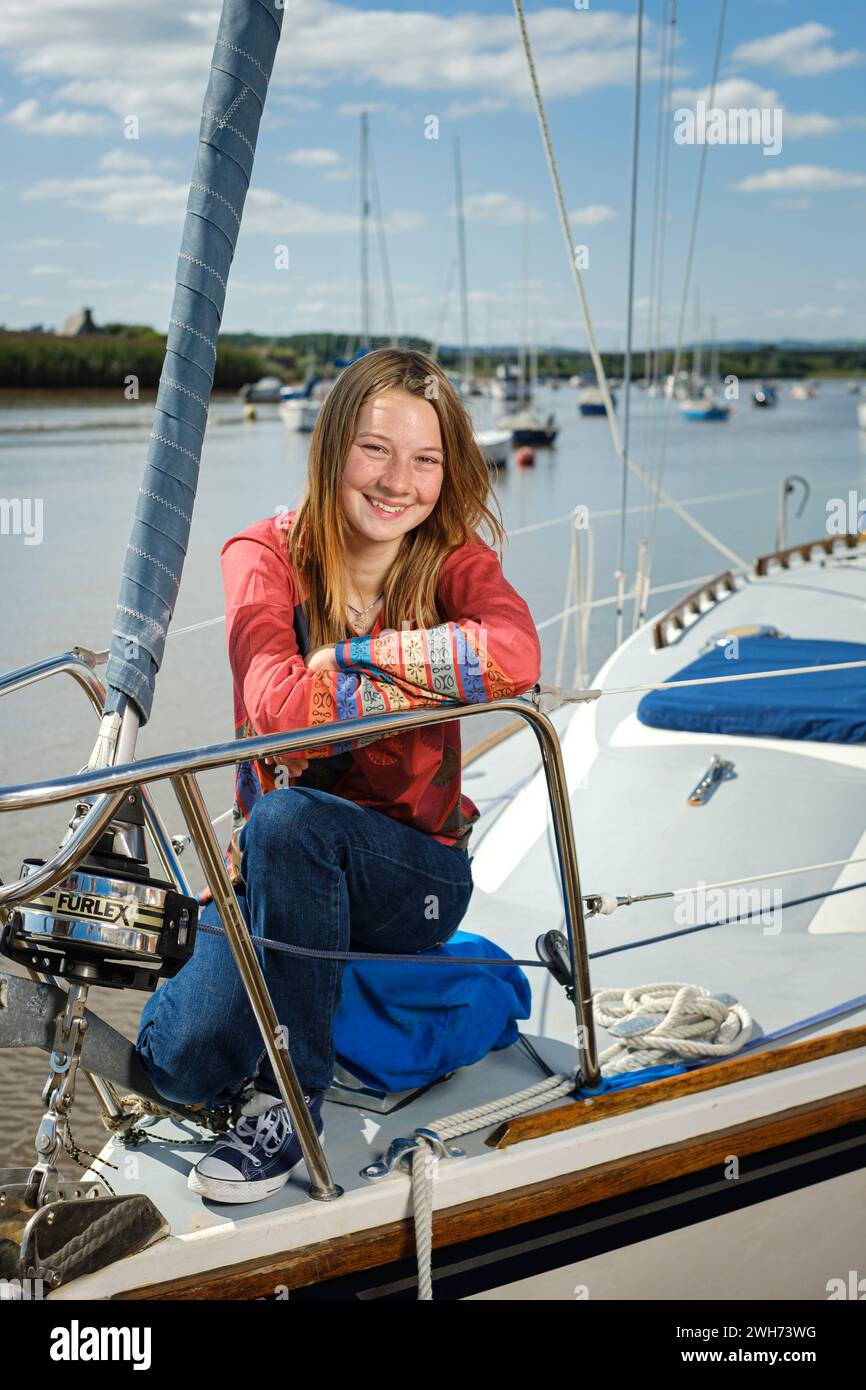 Katie McCabe aged 14 is the youngest person to sail single-handedly ...