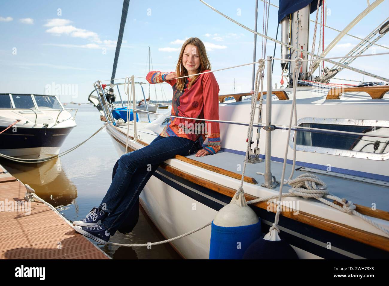 Katie McCabe aged 14 is the youngest person to sail single-handedly ...