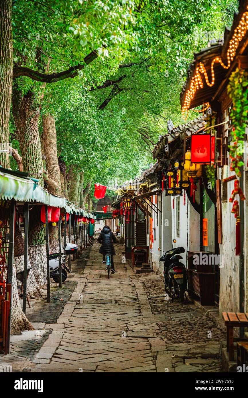 Tongli hi-res stock photography and images - Alamy