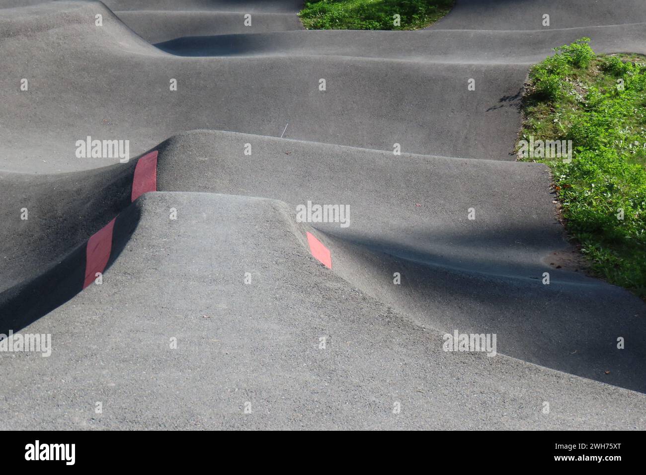 Pumptrack lines hi-res stock photography and images - Alamy