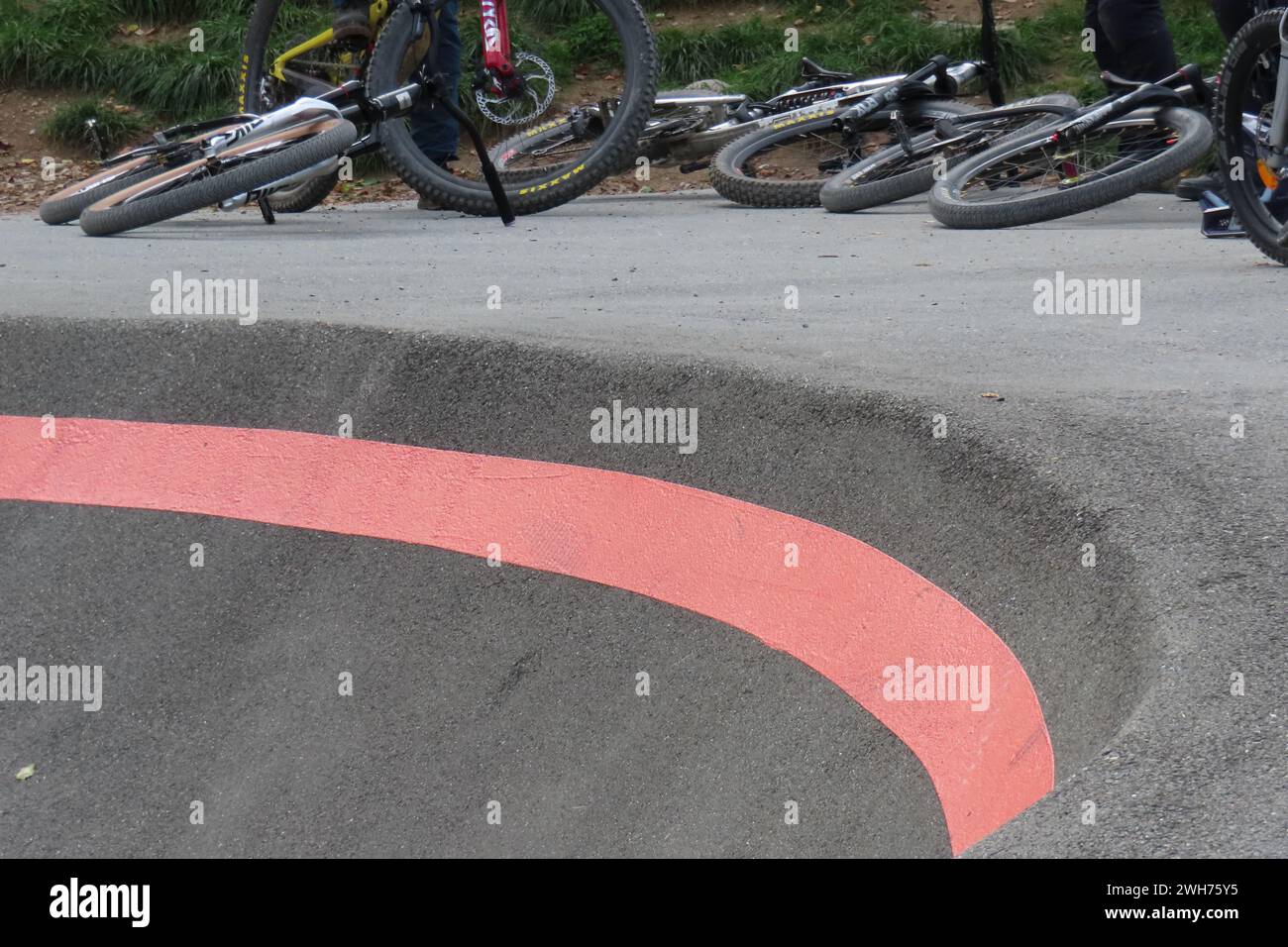 Pump track hi-res stock photography and images - Alamy