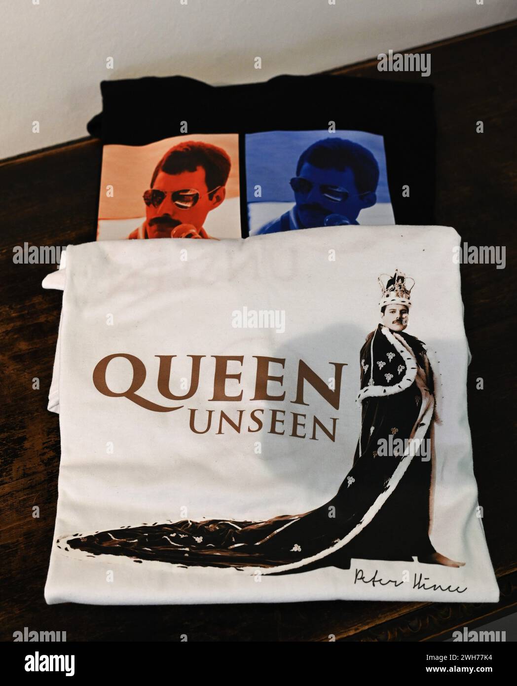 Milan, . 08th Feb, 2024. Milan, Italy QUEEN UNSEEN exhibition by Peter ...