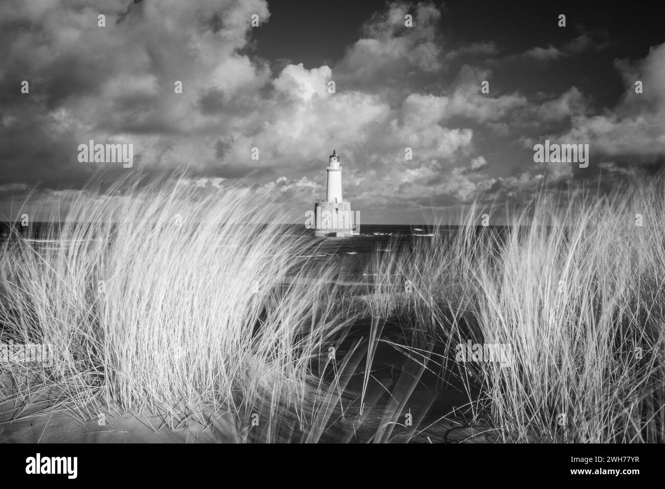 rattray head lighthouse aberdeenshire scotland Stock Photo - Alamy