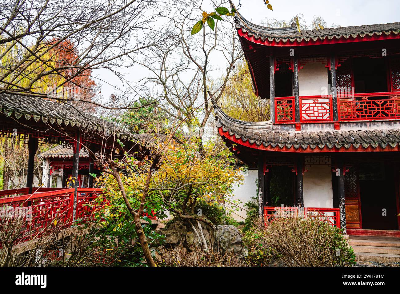 Tongli water village hi-res stock photography and images - Alamy