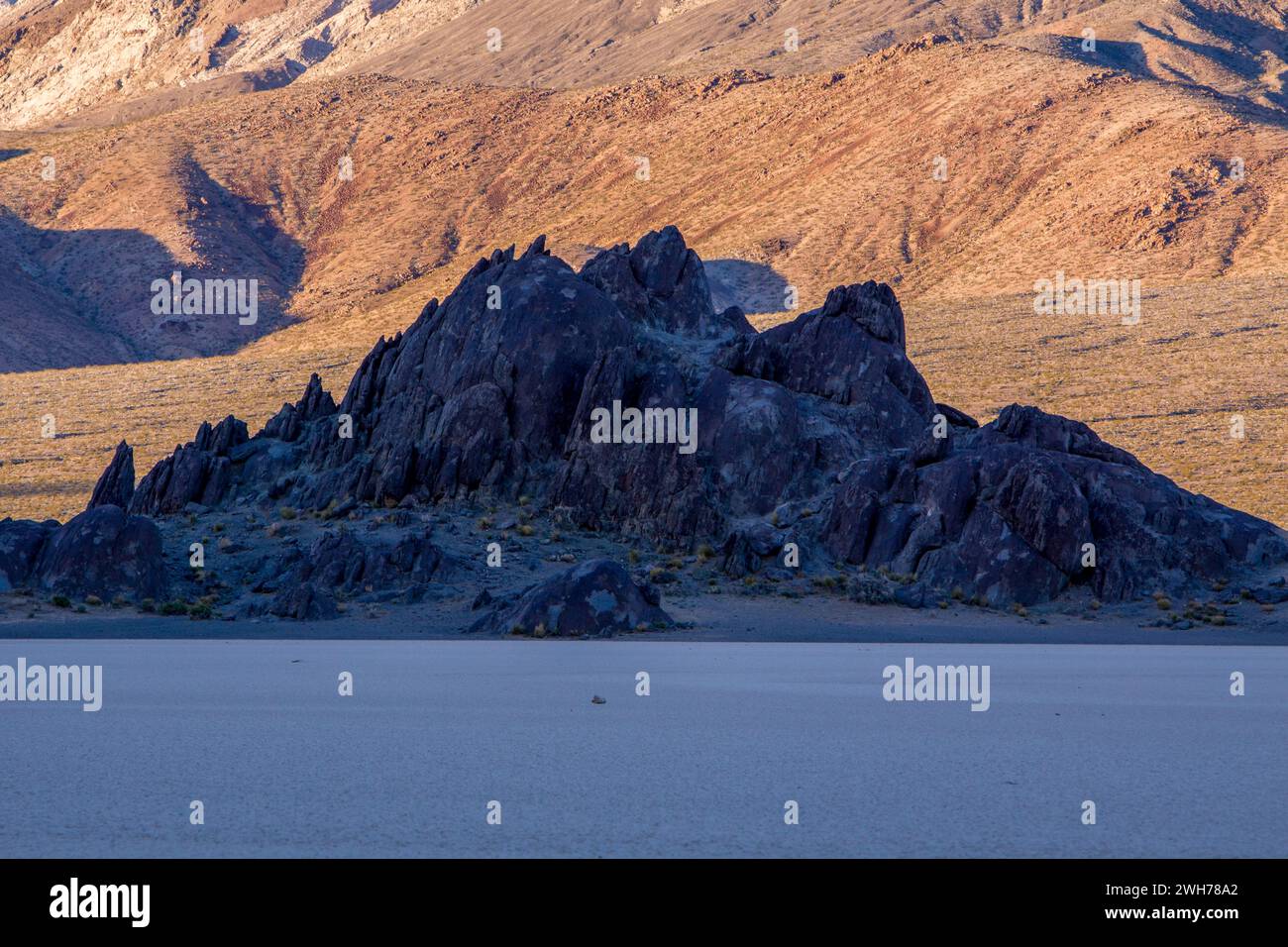 The Grandstand, a quartz monzonite island in the Racetrack Playa in ...