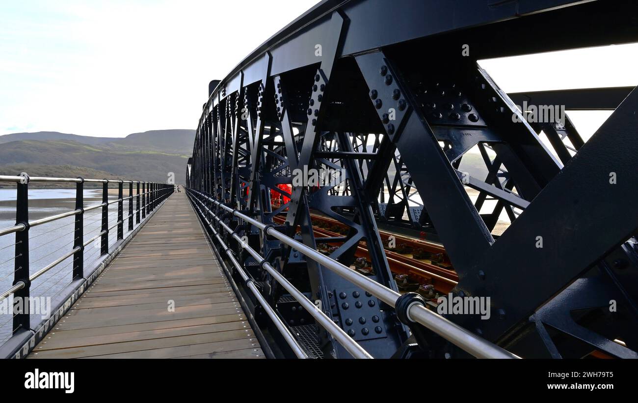 The New (2024) Barmouth rail and footbridge crossing the Afon Mawddach ...