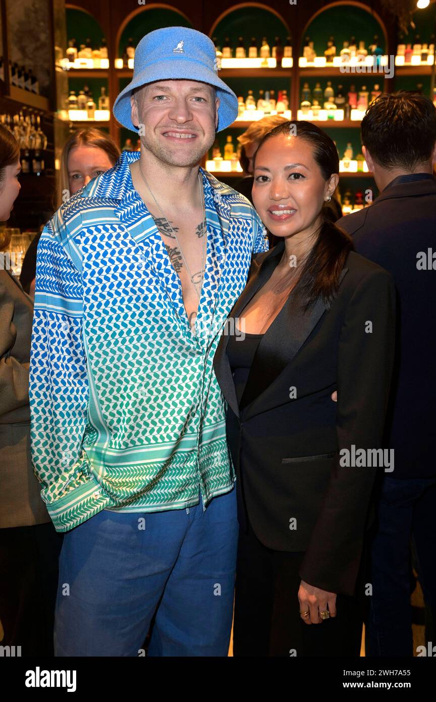 Mateo Jaschik von Culcha Candela und Tanya Ernst bei der Eröffnung des ...