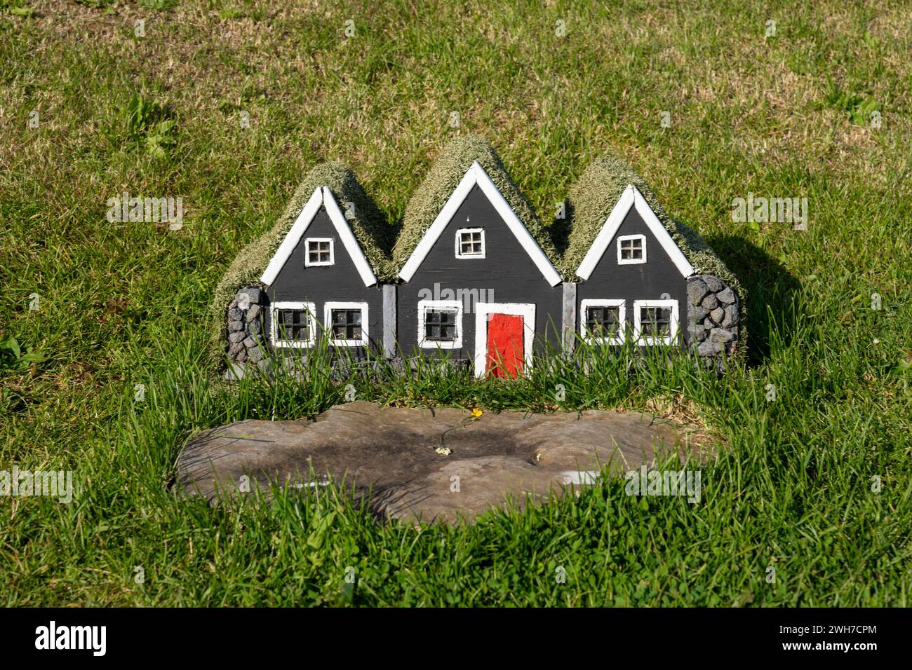 Elf houses and iceland hi-res stock photography and images - Alamy