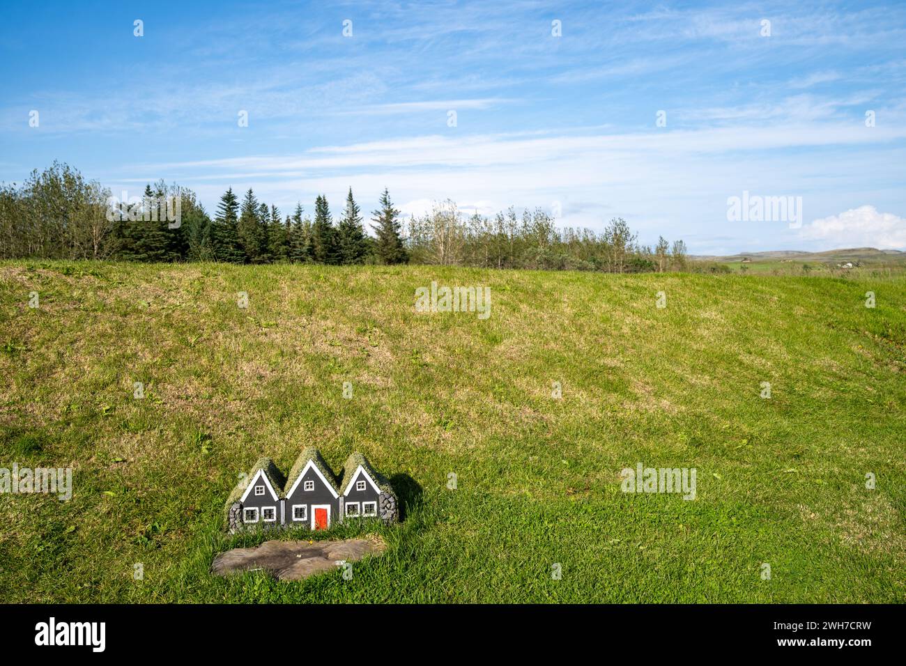 Elf houses iceland hi-res stock photography and images - Alamy