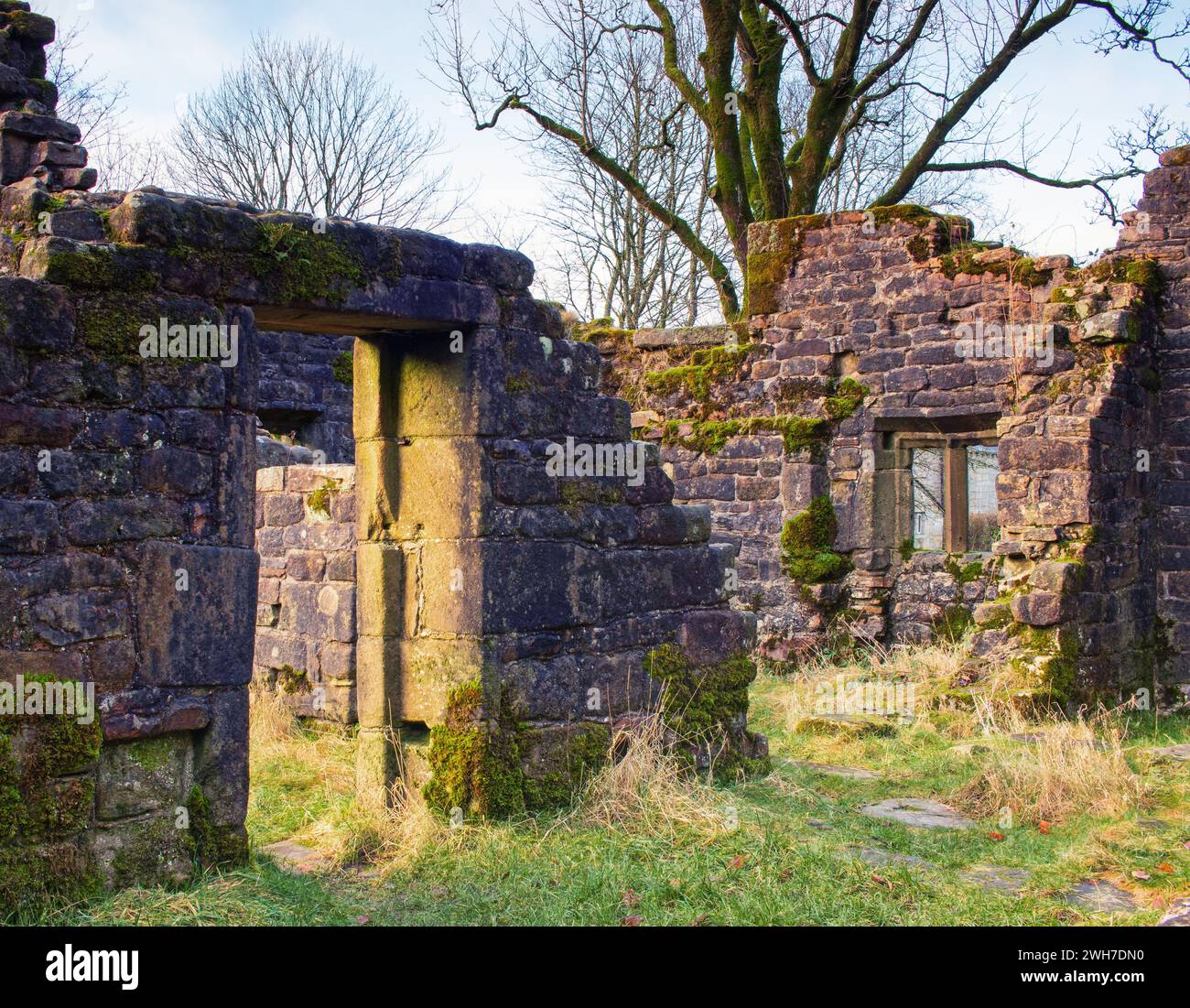 Pack horse bridge wycoller lancashire hi-res stock photography and ...