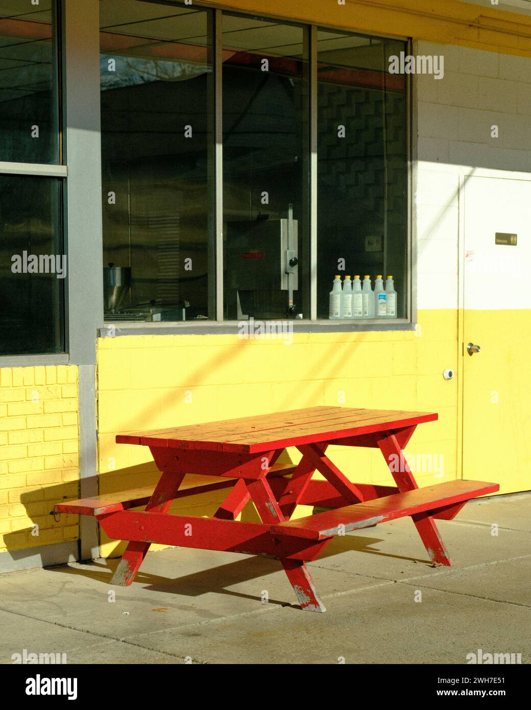 Red picnic table at Buffalo Bakery in Riverside, Buffalo, New York ...