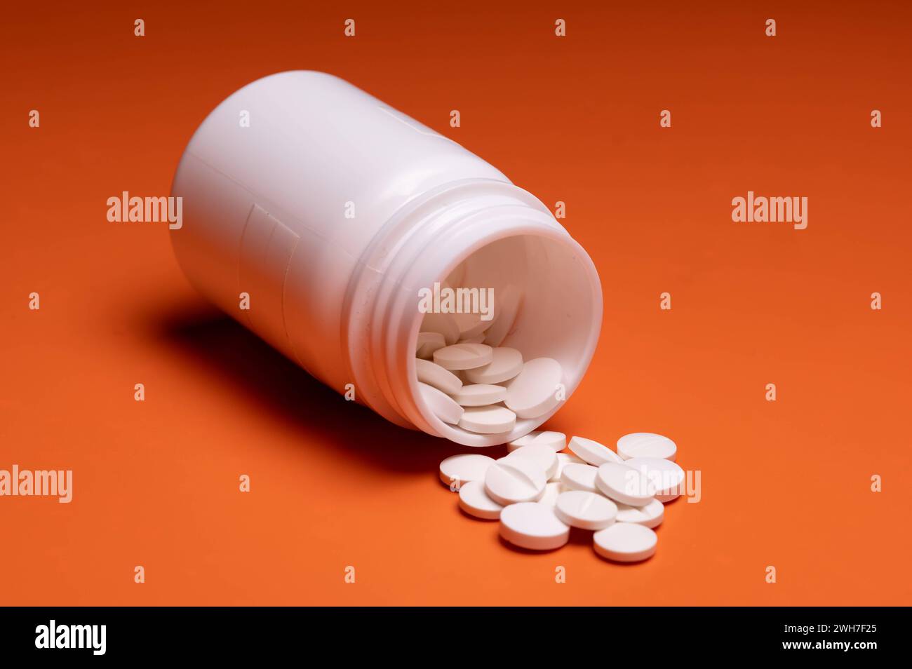 Tablettenform hi-res stock photography and images - Alamy