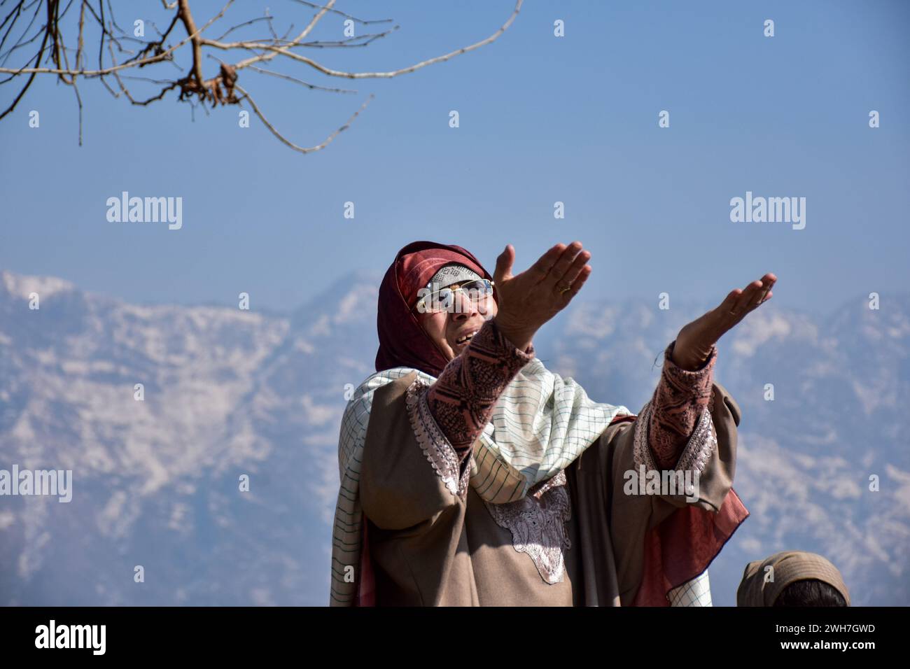 Srinagar, India. 08th Feb, 2024. A Muslim devotee prays on the occasion ...