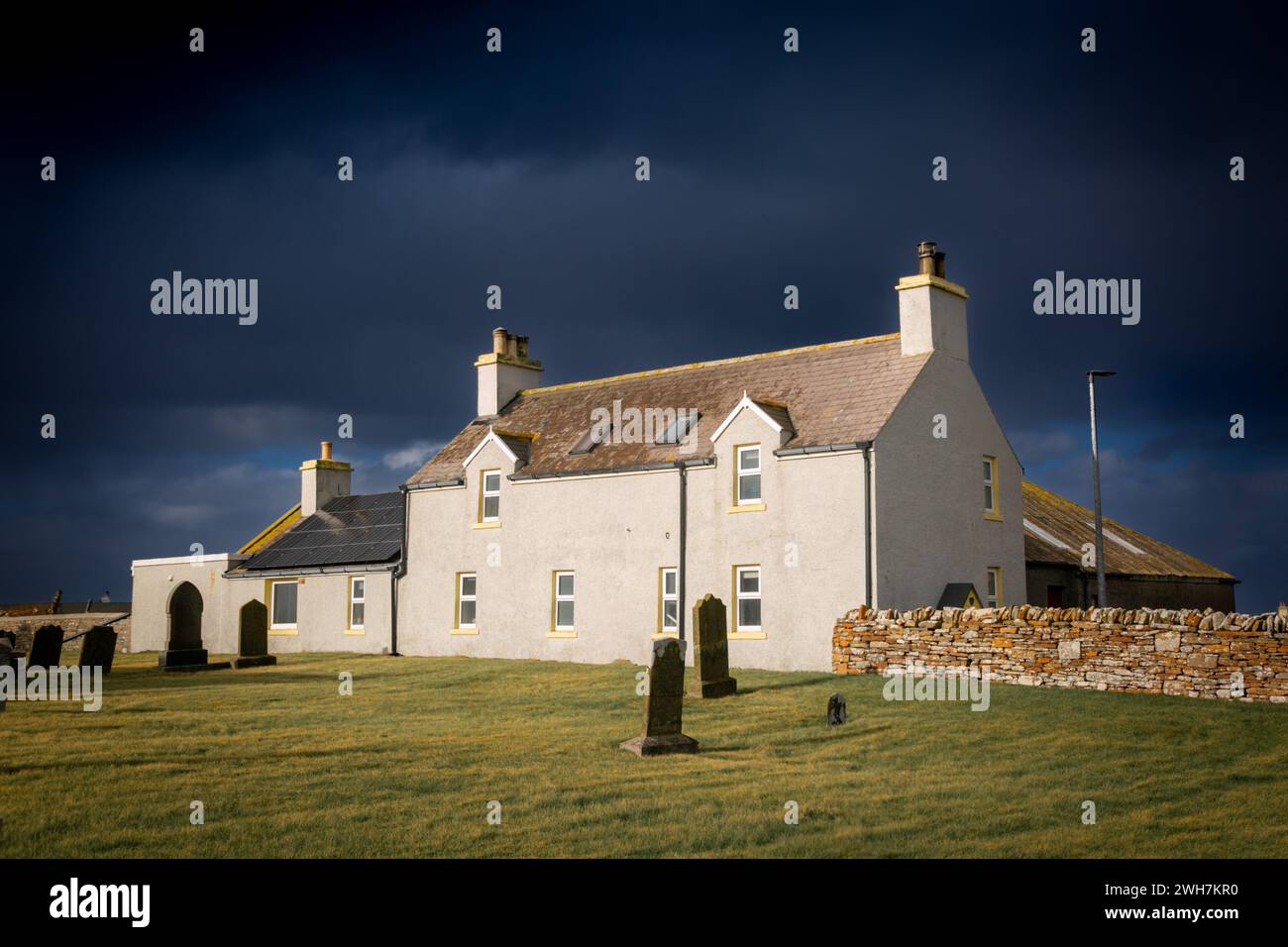 Old scottish house hi-res stock photography and images - Alamy