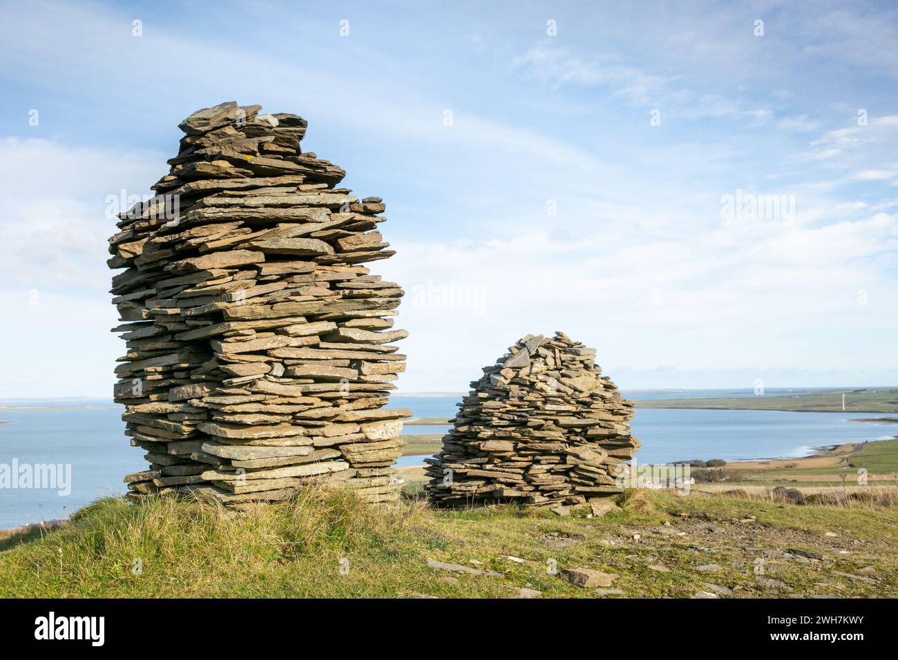 Chambered cairn hi-res stock photography and images - Alamy