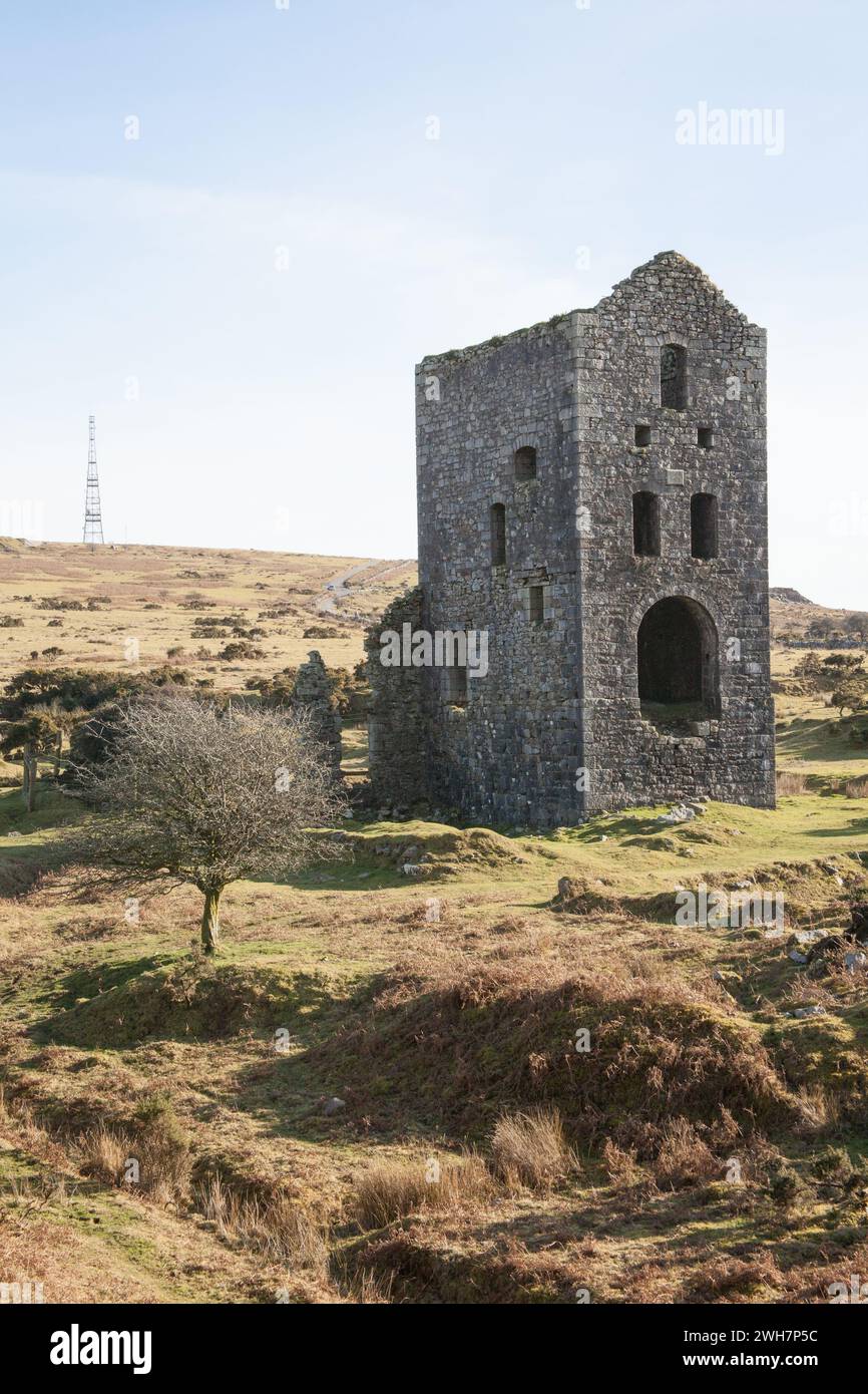 The ruins of copper mine buildings on Caradon Hill on Bodmin Moor in ...