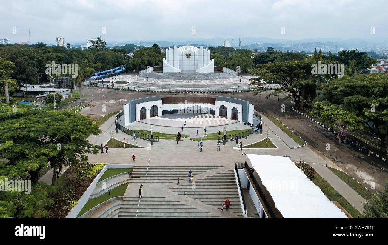 Monumen Perjuangan Rakyat Jawa Barat - Monju Monument. Bandung ...