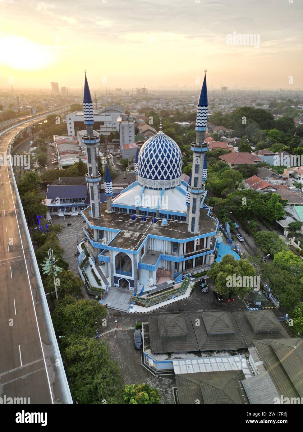 Masjid Al Azhar Shalat Ied Di Masjid Al Azhar, Umat Islam Agar Saling