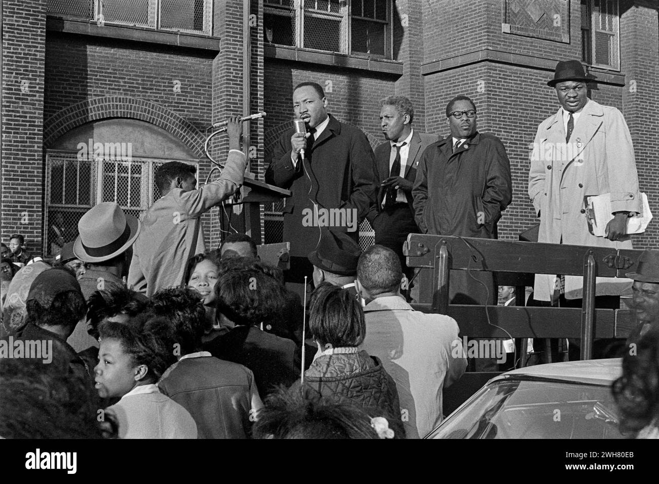 Dr King Speaking to Crowd During a Peaceful Civil Rights Protest in the ...