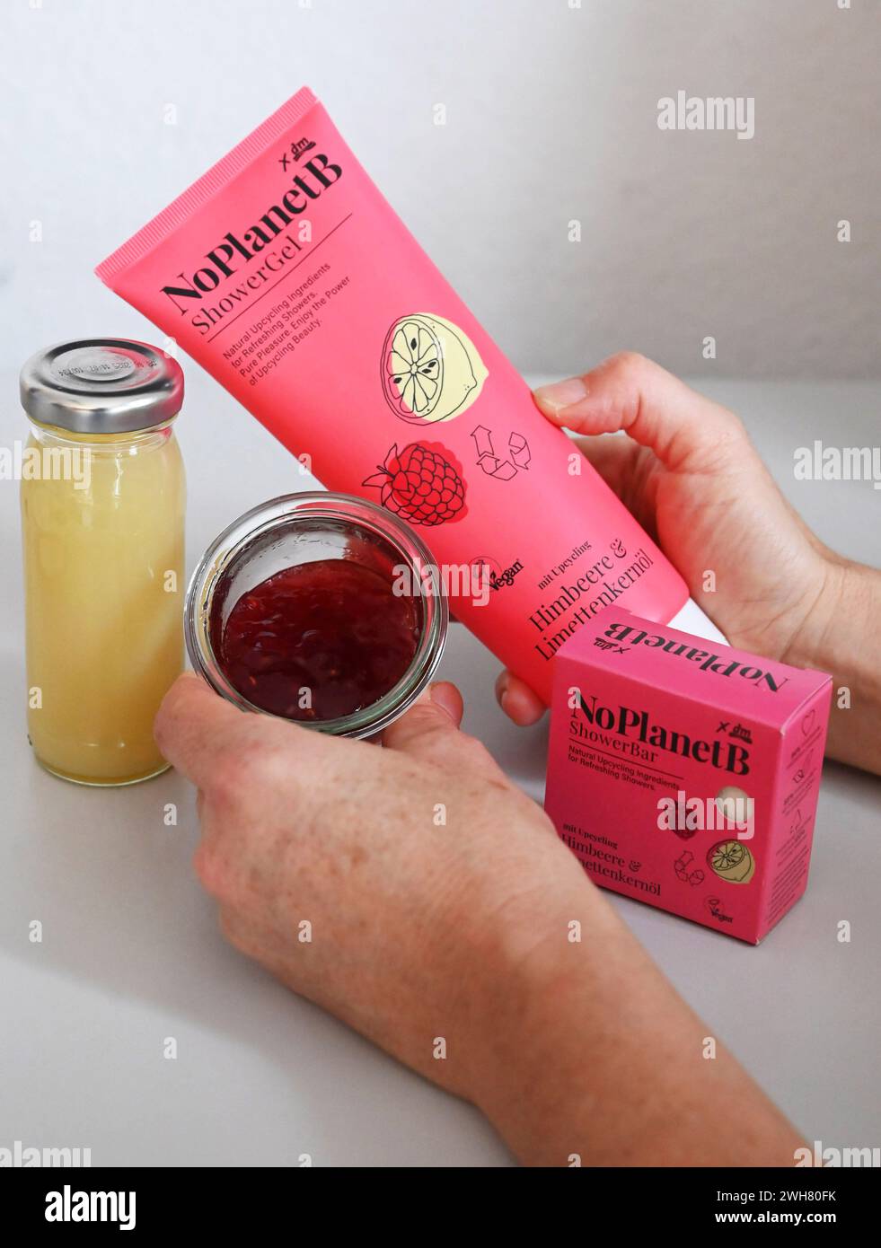 Karlsruhe, Germany. 08th Feb, 2024. Solid and liquid shower gel from ...