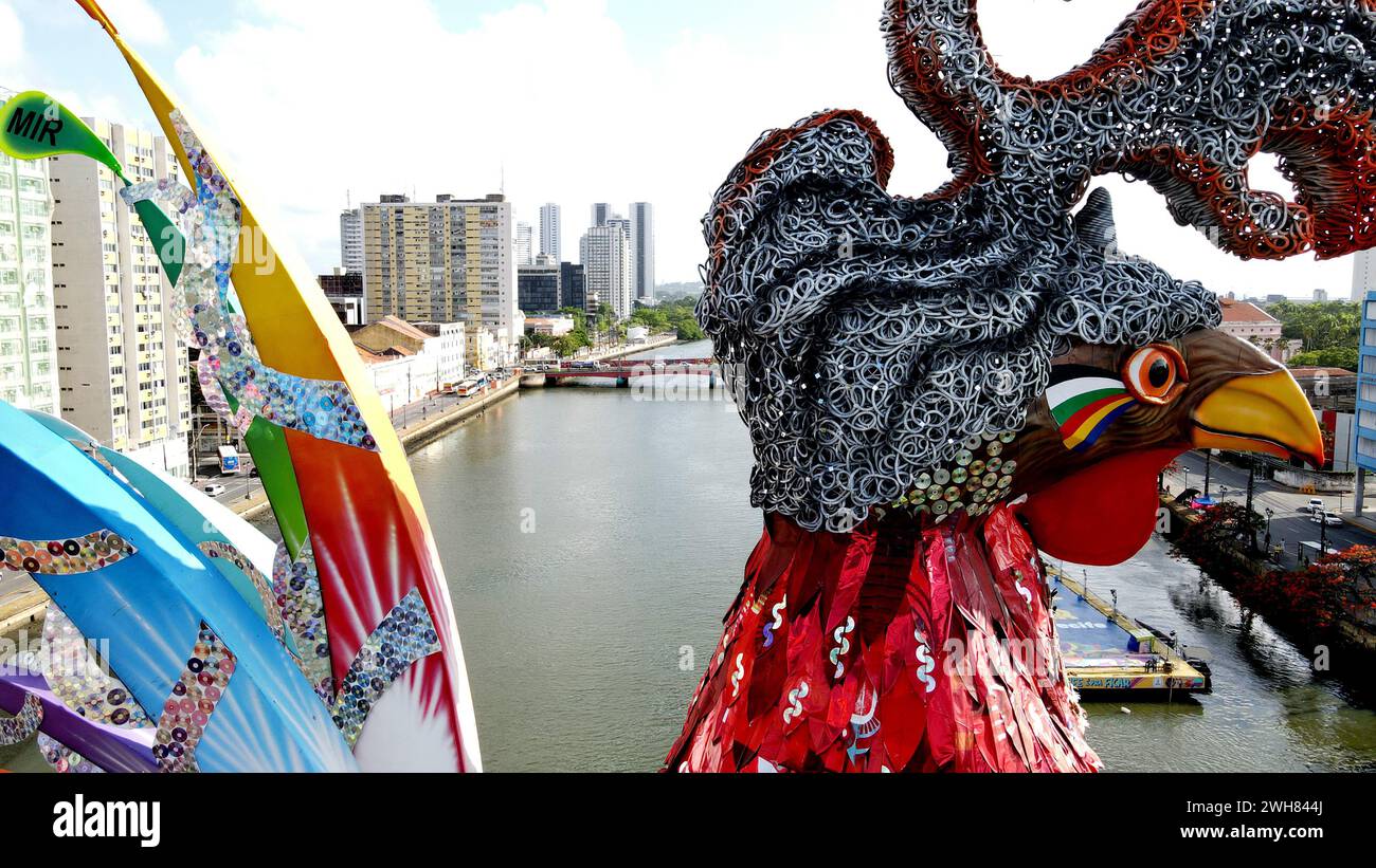 Recife, Brazil. 08th Feb, 2024. The giant Galo da Madrugada finally ...